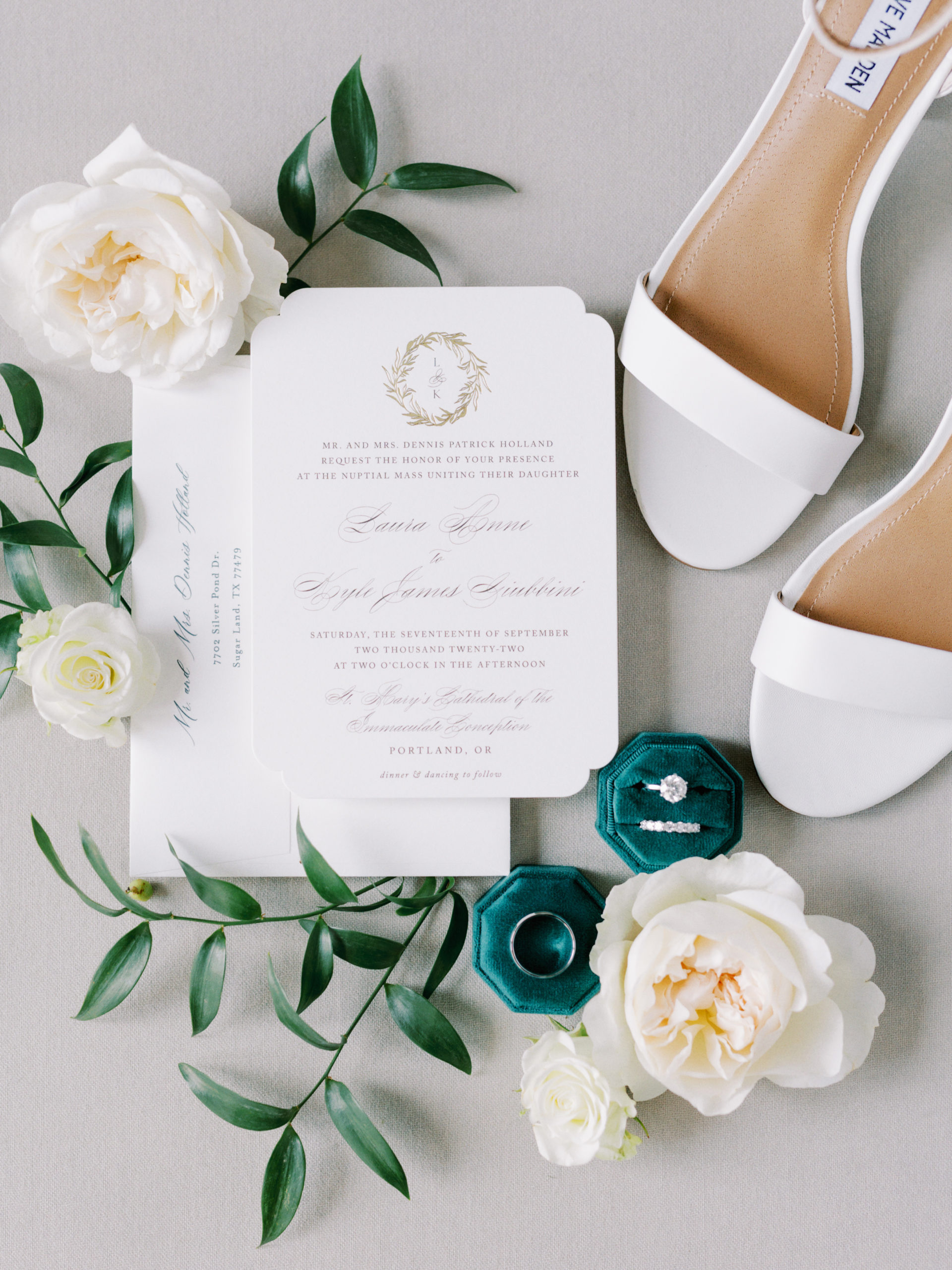 Elegant and Romantic Sentinel Hotel Wedding | Portland, Oregon