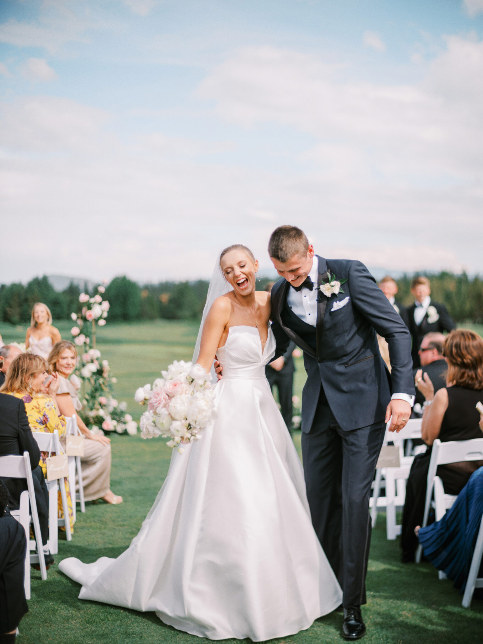 An Elegant Wedding at Crosswater Golf Course | Sunriver Resort